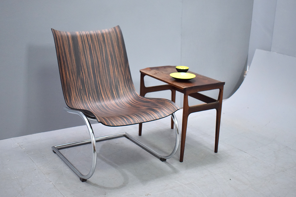 Peter Karpf design low laminated lounger chair | Danish Homestore